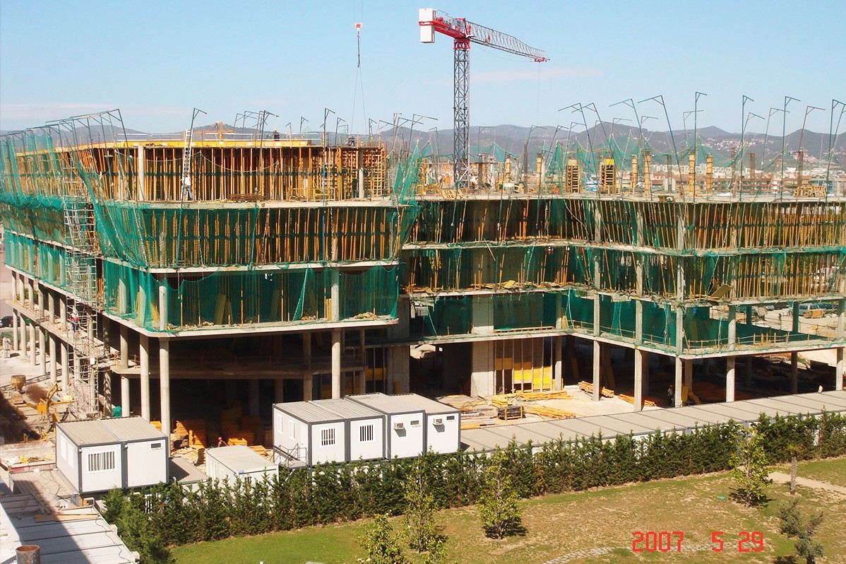 6 WTC Almeda Park - Plaat.es